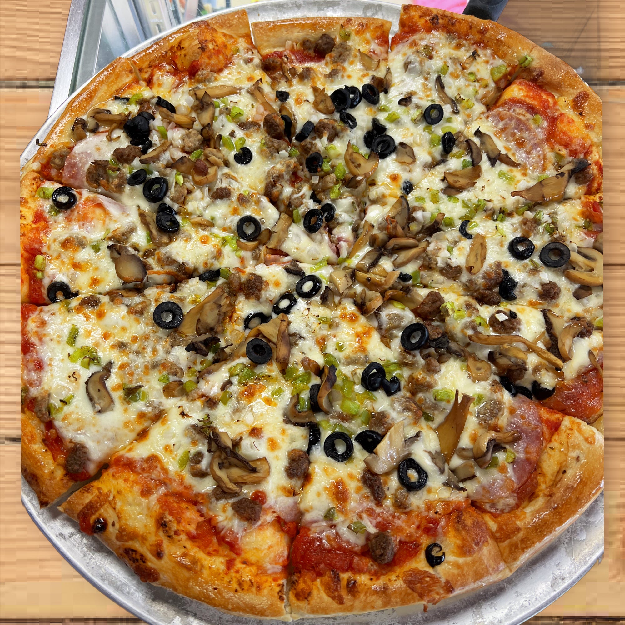 14" Large - Freda's Finest | Pizza Americana - Willow Springs, Missouri